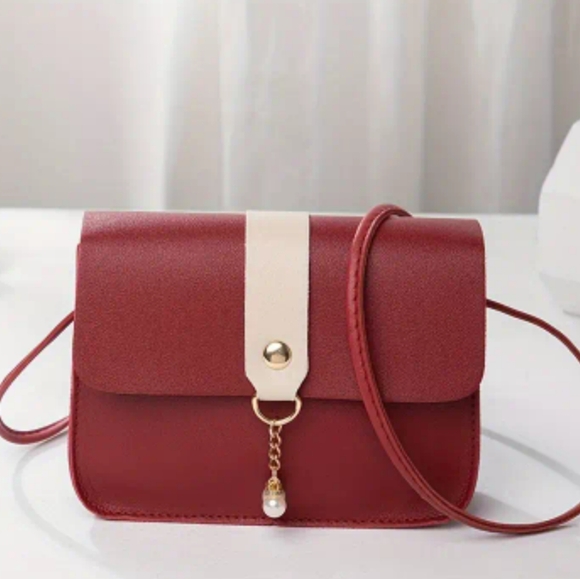 Bags | Nwt Stylish Crossbody Bag | Poshmark